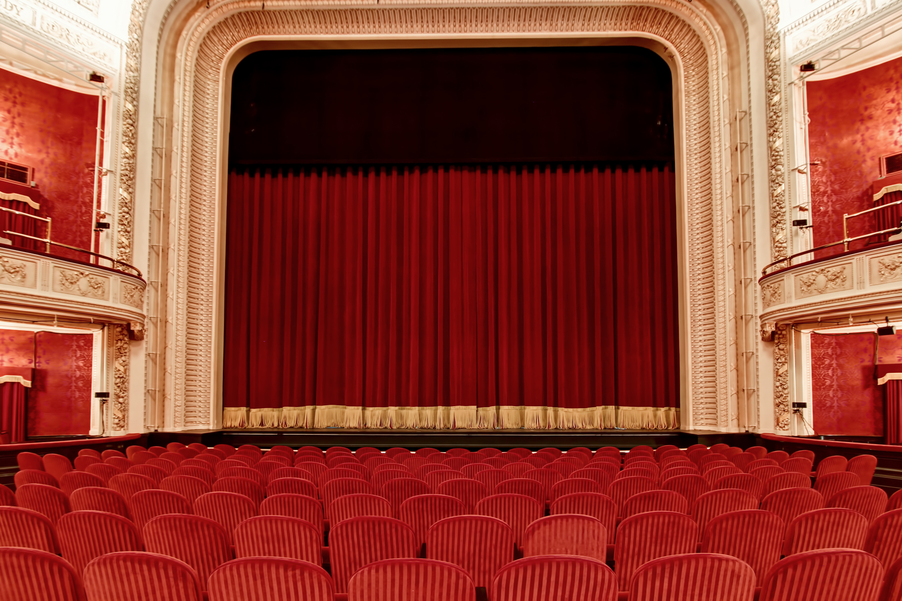 Mirvish.com: Royal Alexandra Theatre